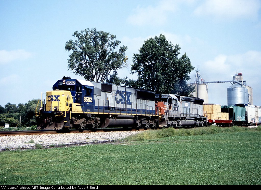 CSX 8582